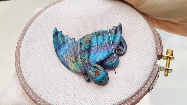 Магнитная игольница для вышивки Дракон Лабрадорит. Магнитный иглодержатель подарок для рукодельницы