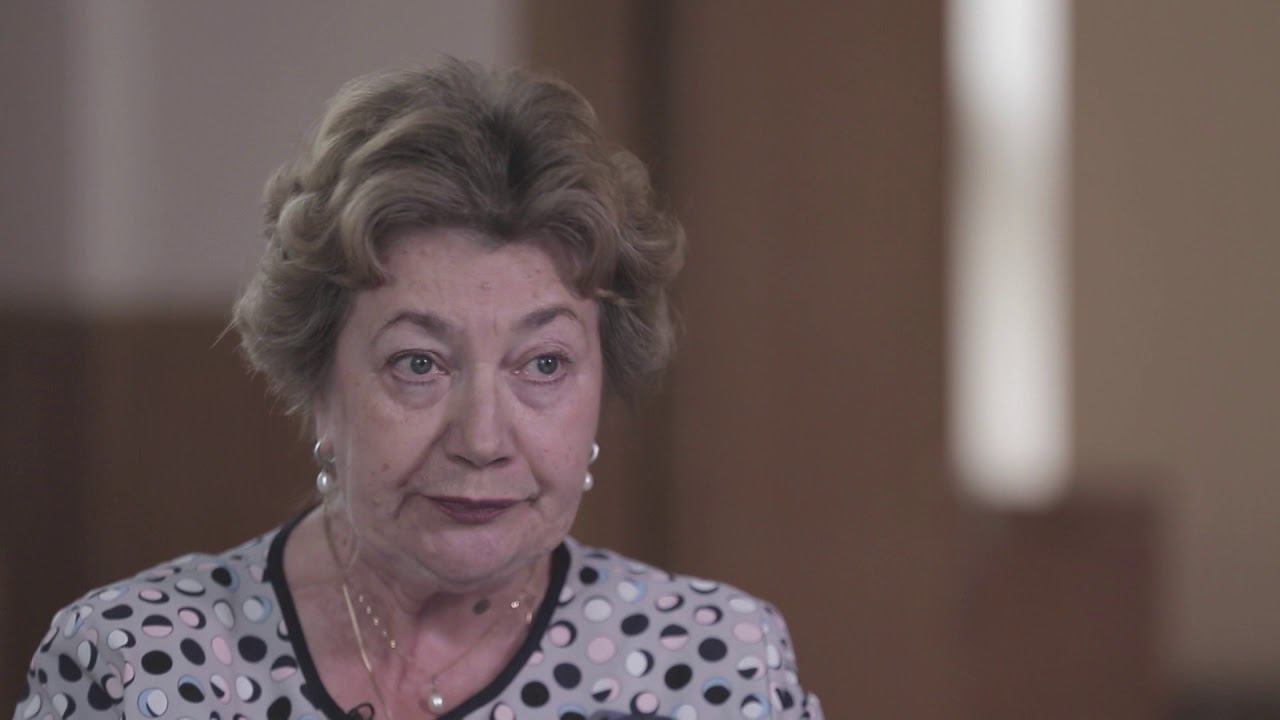 «Красиво цветёт волчеягодник», Карл Маркс