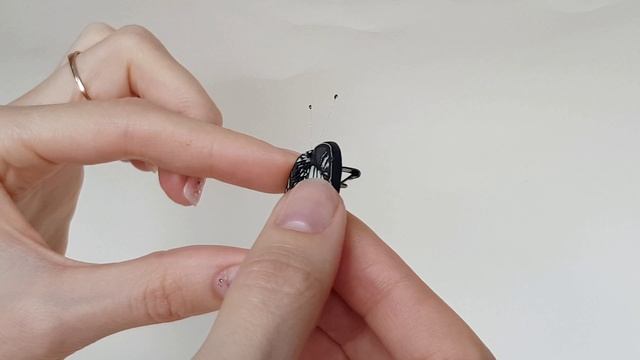 Красивая брошь бабочка Махаон Парусник. Подарок ручной работы из полимерной глины маме или бабушке