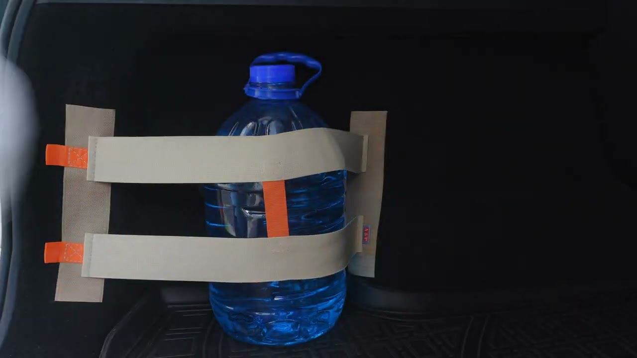 Багажный ремень для огнетушителя "Вертикаль" для крепления в автомобиле, цвет бежевый. Промо-ролик.