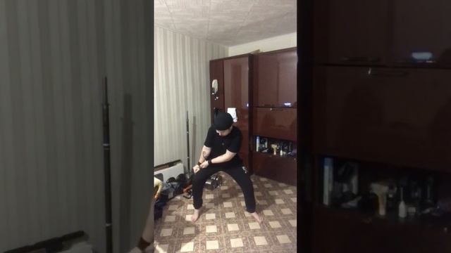 Разлом строительной скобы 200мм диаметром 7,7ммНа разлом ушёл 1 час реального времени.