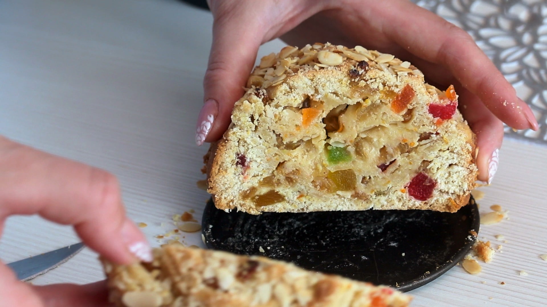 Краффины с изюмом и цукатами.mov