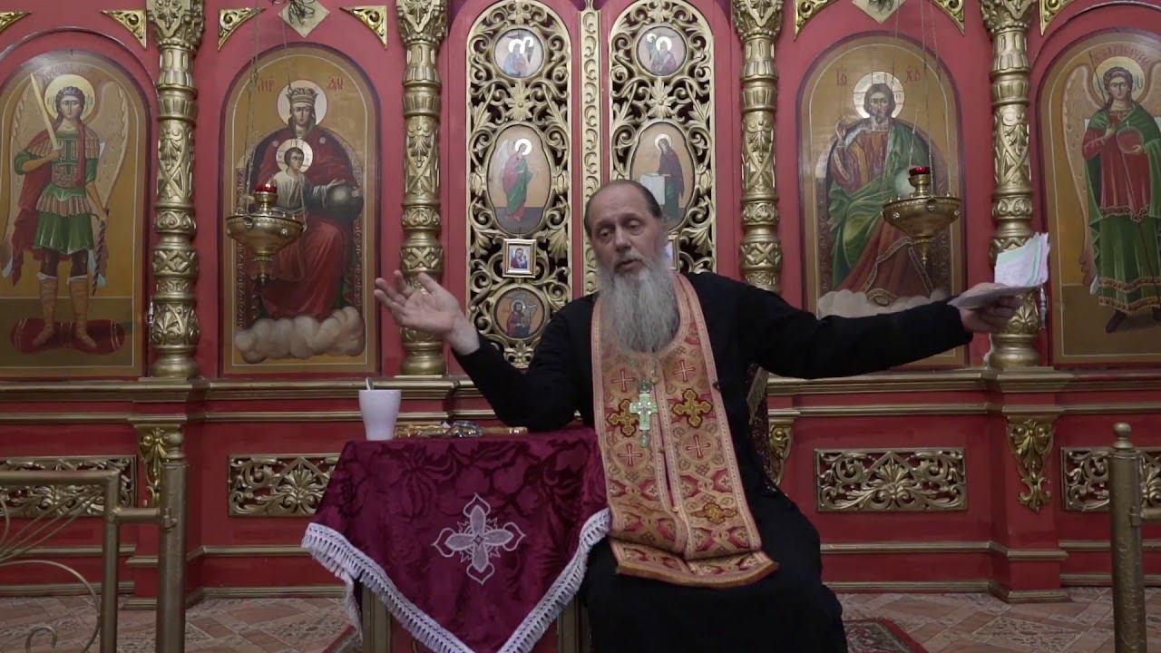 Бог существует вне времени