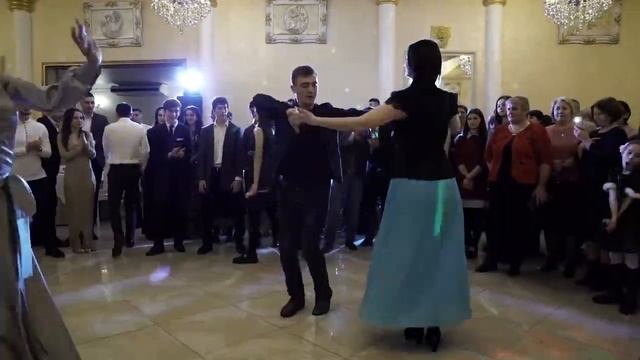 Лезгинка Покорившая Интернет. Самые красивые девушки Кавказа.