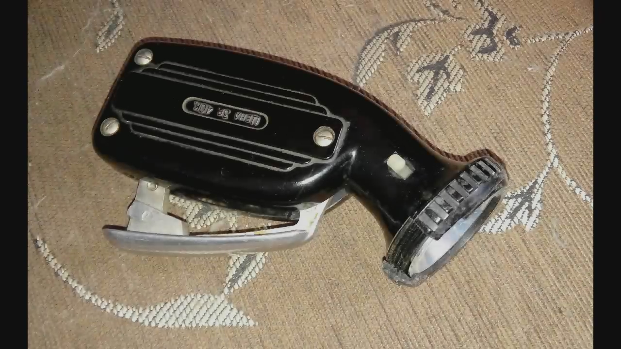 Электродинамический фонарь «Жучок» времён СССР.mp4