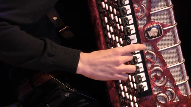 Выступление Михаила Дюдина - "Чардаш"