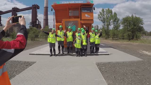 Туристы из разных городов страны приезжают с экскурсиями на ОЭМК