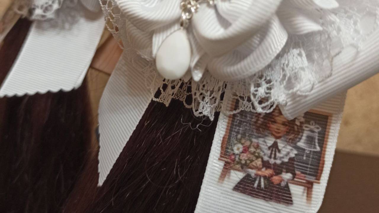 Школьная причёска. Школьные бантики и мк французские косы.