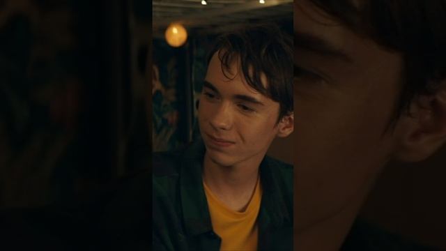 Первый поцелуй ? Денис Власенко и Татьяна Струженкова в сериале «И снова здравствуйте!»