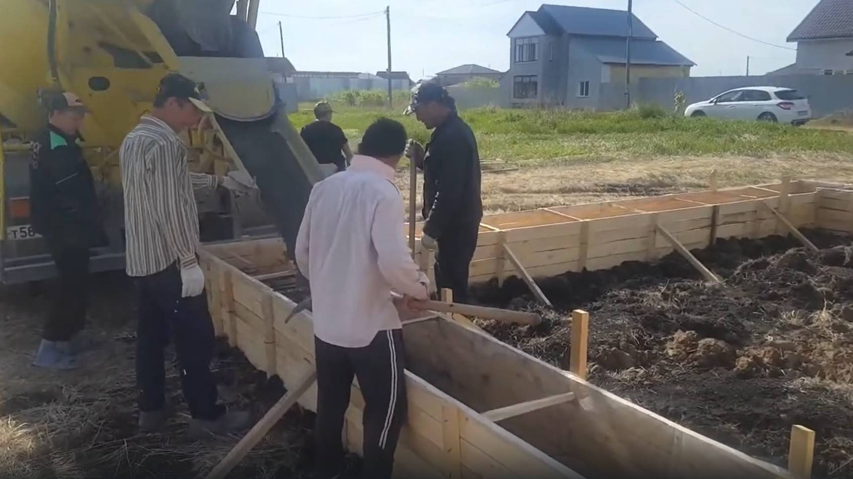 Свайно ростверковый фундамент. Выпуск №7. пос. Лазурный.