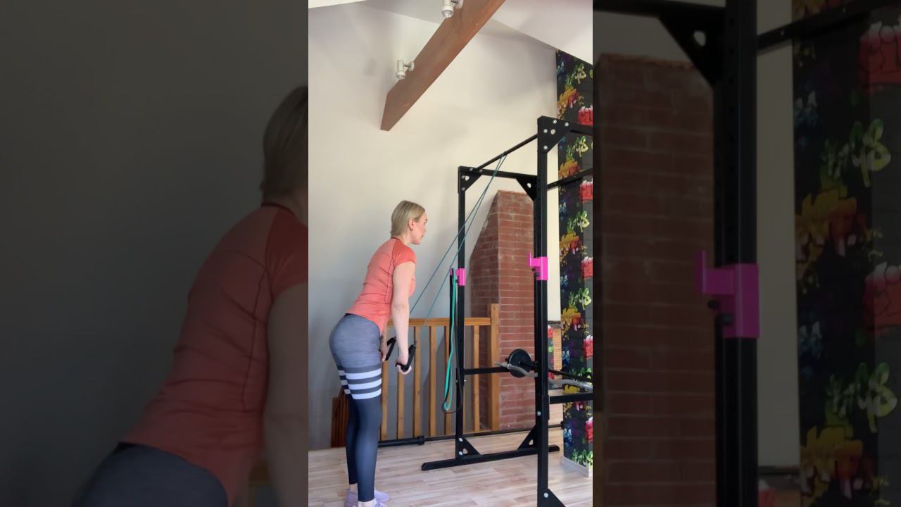 РАЗГИБАНИЕ РУК С ЭСПАНДЕРОМ