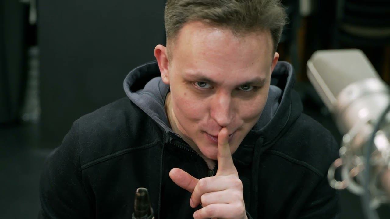 Алина Мухаметрахимова, Шесть слов