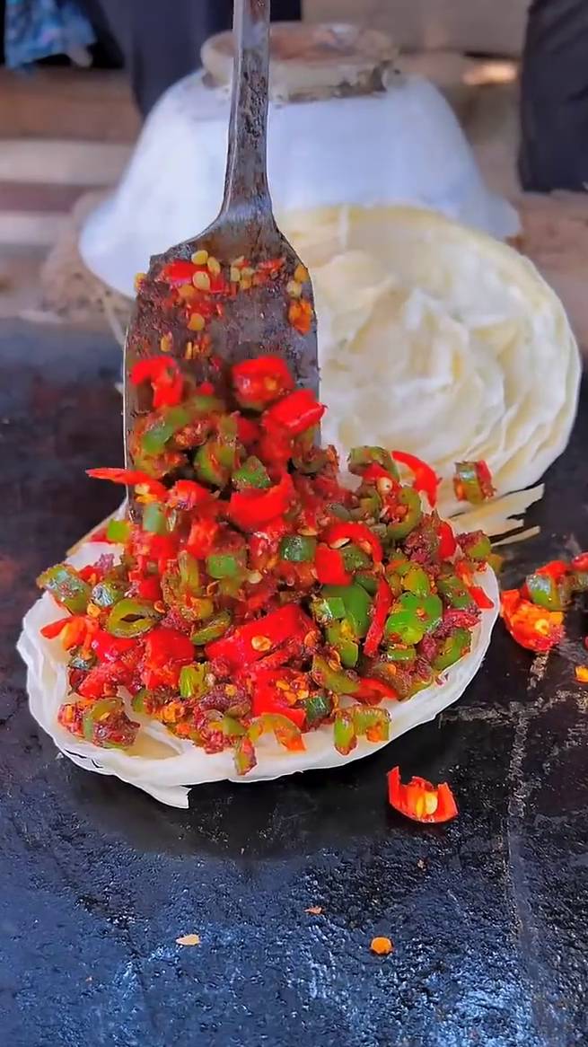 Берегите ХОПУ Китайский бургер с жареным перцем чили Самые экзотические блюда мира Рецепт и еда блюд