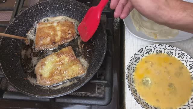 Рецепт невероятно вкусных жареных кабачков.