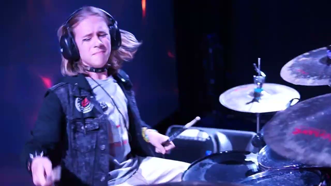 Максим Харченко   Animals Architects