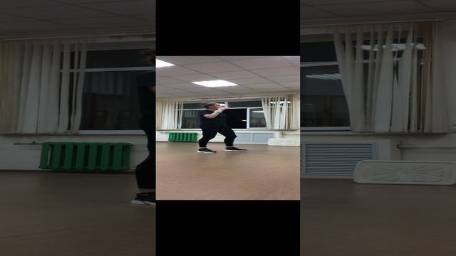 Ноги, ягодицы!