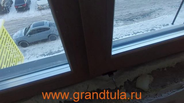 Детский замок накладной на створку окна ПВХ