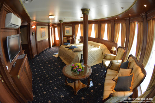 GrekovTV - #Обзор #лайнера #князь #владимир #сочи #ялта #крым #море