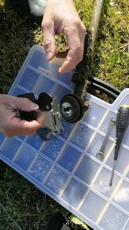 Смотри если спина не "казённая". Насадка пропольник на триммер (бензокосу). Испытание