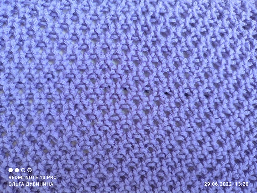 Простой узор  спицами. Сеточка с 3D эффектом. Что делать если косит пряжа в лицевой глади