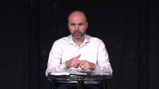 Урок 2. Моисей проводит урок истории. Изучаем Библию с Виталием Олийником.mp4