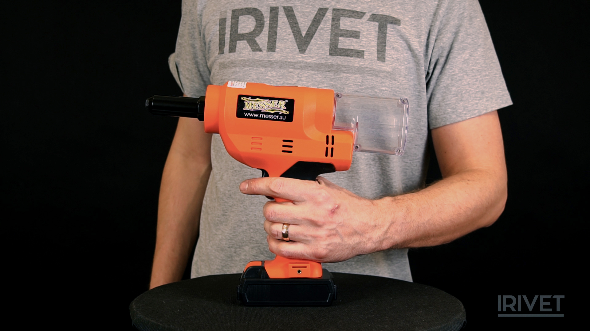 MESSER M1000 - аккумуляторный заклёпочник для установки вытяжных заклёпок Ø 3.0 - 6.4 mm