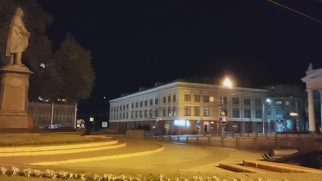 Живые фотографии Брянска (памятник Тютчеву, театр) под медленный бит (Lo-Fi Beats, relax, chillout)