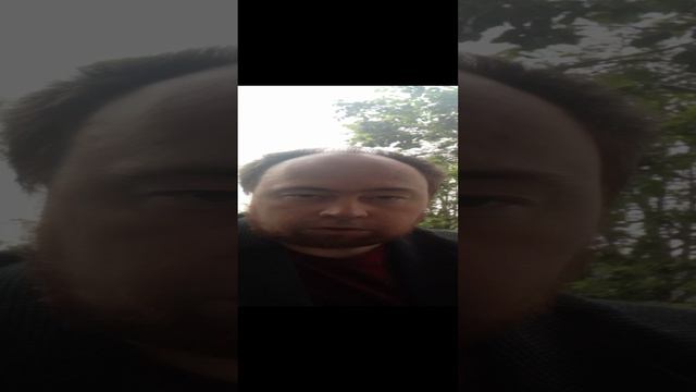 Целитель заряжает воду))