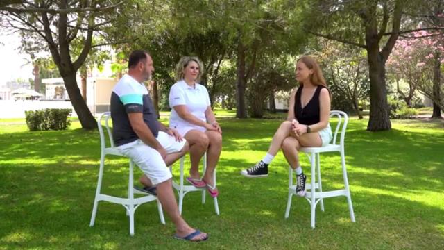 СЕТЕВОЙ НА ГАЗОНЕ С ВИТАЛИЕМ И НАДЕЖДОЙ БЕРТРАМ