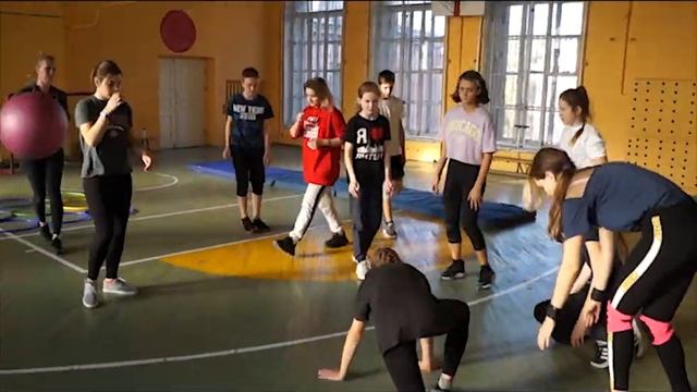 Мастер-класс на тему ГТО и чирлидинг- две грани одного целого.mp4