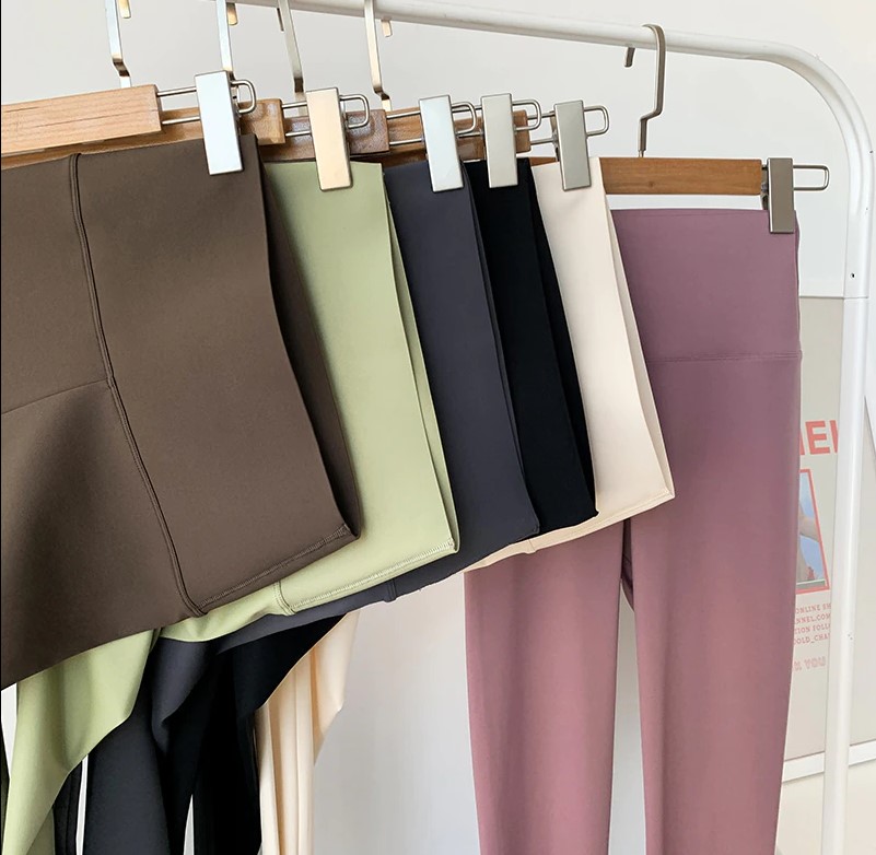 Спортивные теплые леггинсы