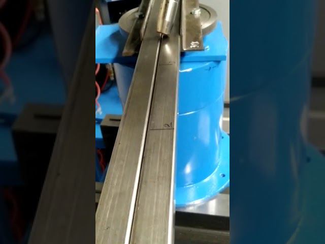 Сварка продольного шва длиной 1м. Имитация.