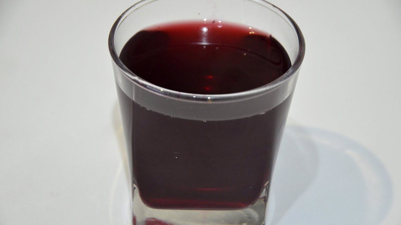 Компот из замороженных ягод - рецепт быстрого и простого компота.