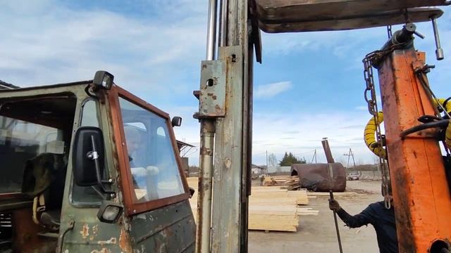 установка колонны сф65с с помощью львовского погрузчика