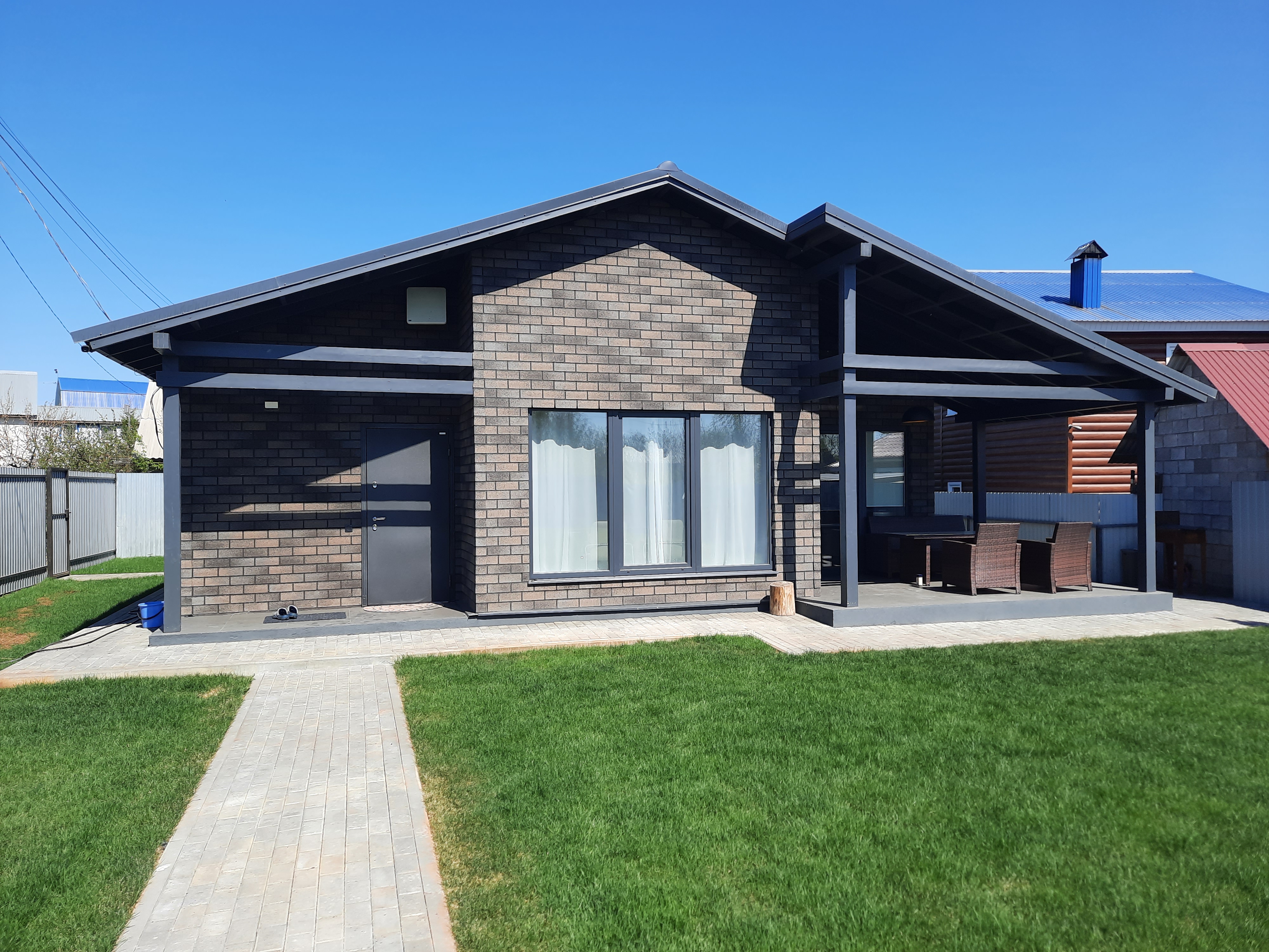 Строительство дома 120 кв.м. Благоустройство участка и финишная отделка.