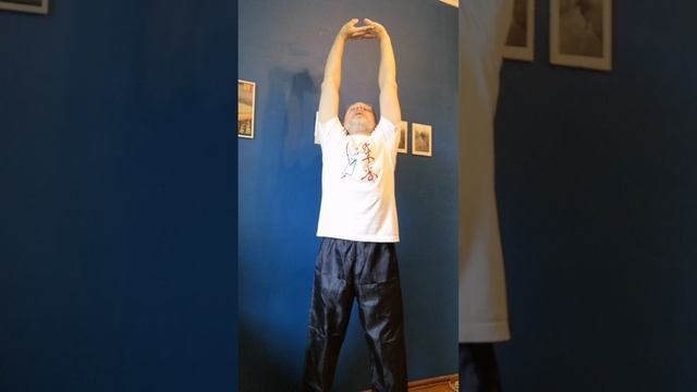 Разминка для спины 1/3