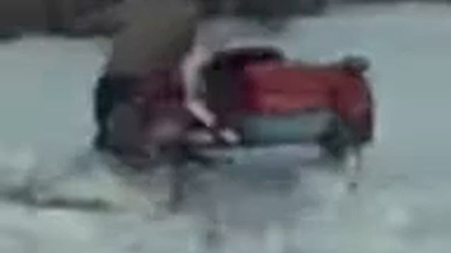 Макс на мотике