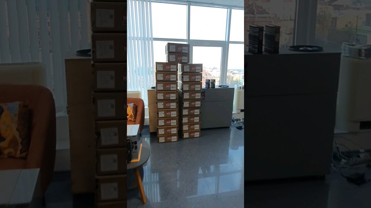 Самый ожидаемый асик Декабря - #KS0 Pro 200G и фанаты #Kaspa в офисе Maxminer #asics #iceriver