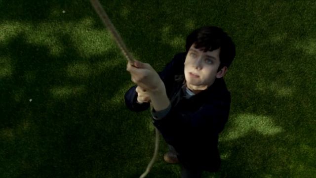 Клип: "Дом странных детей Мисс Перегрин" + песня "Sweet Dreams" группы "Marilyn Manson"