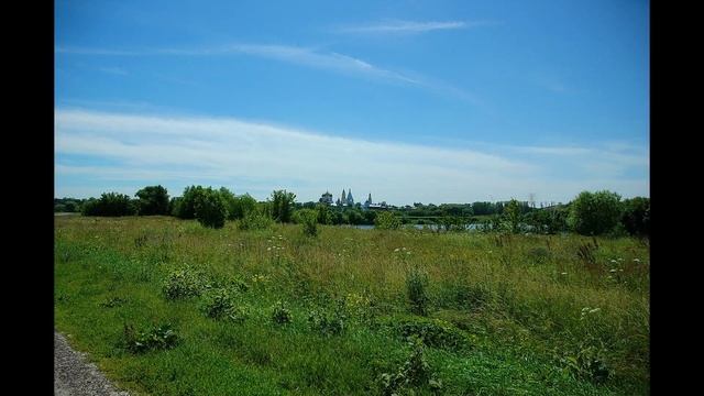 Коломна Кремль издалека