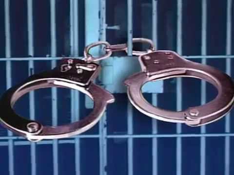 ВАЛЕРИЙ ЯРУШИН - "КТО НЕ ПОЙМАН, ТОТ НЕ ВОР" (муз. В.Ярушина - сл. А.Макарова)