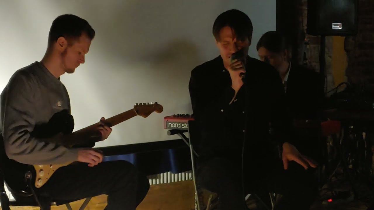 LOVE ROCKET - КИНО