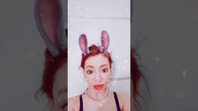 Это что, зайчик, честно?  Катя Икс Катя Х художник