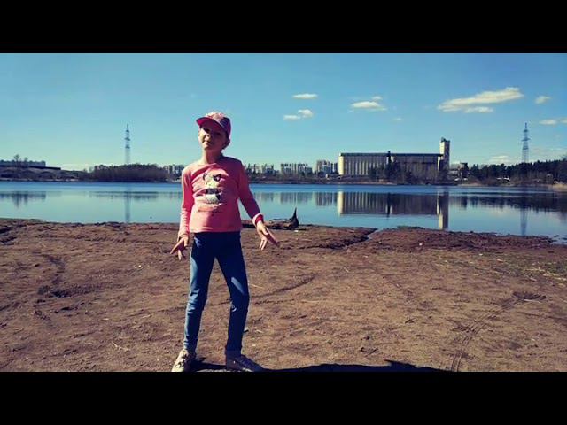 Надюшка отжигает