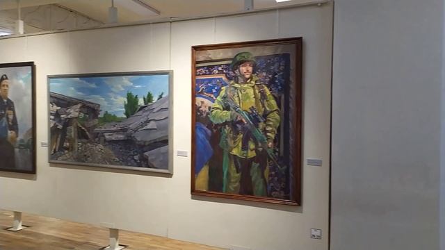 Выставка «Непокоренный Донбасс». Алексей Крюков. Максим Фаюстов.