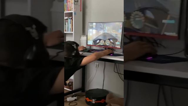 Удобная поза для игры