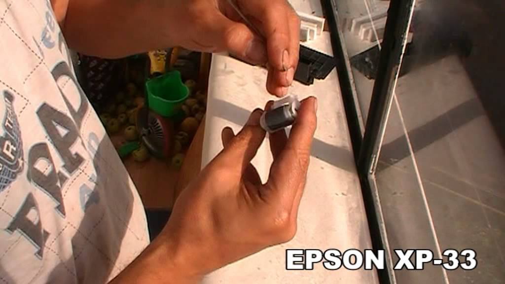 EPSON XP-33 устранение проблем с захватом бумаги