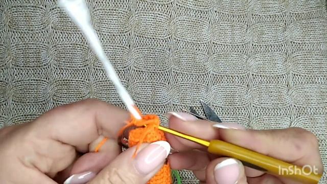 крепим проволоку в хвостике.mp4