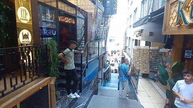 Надя едет в Стамбул