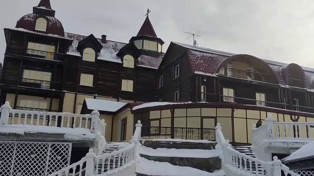 Листвянка.Исток Ангары.